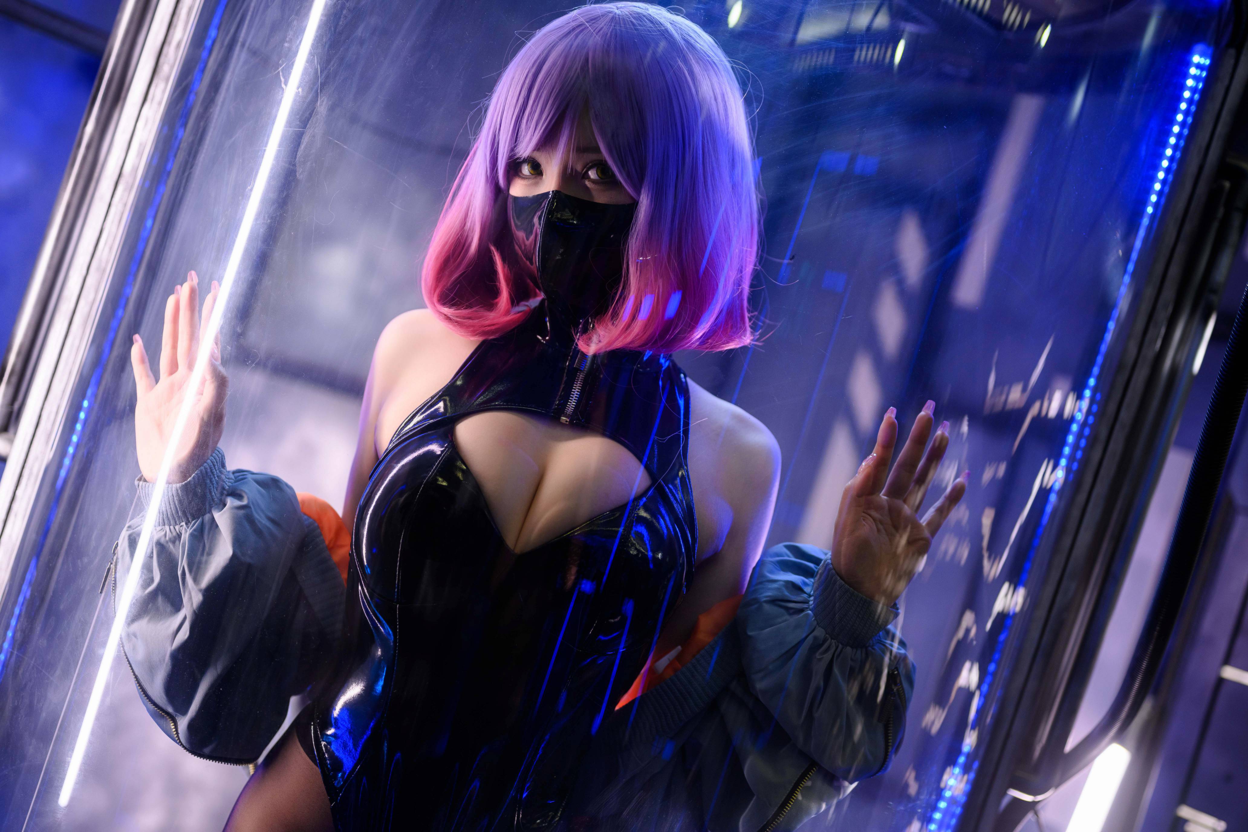 【COSPLAY】抱走莫子A Luna[50P1V-1.38GB][百度网盘]